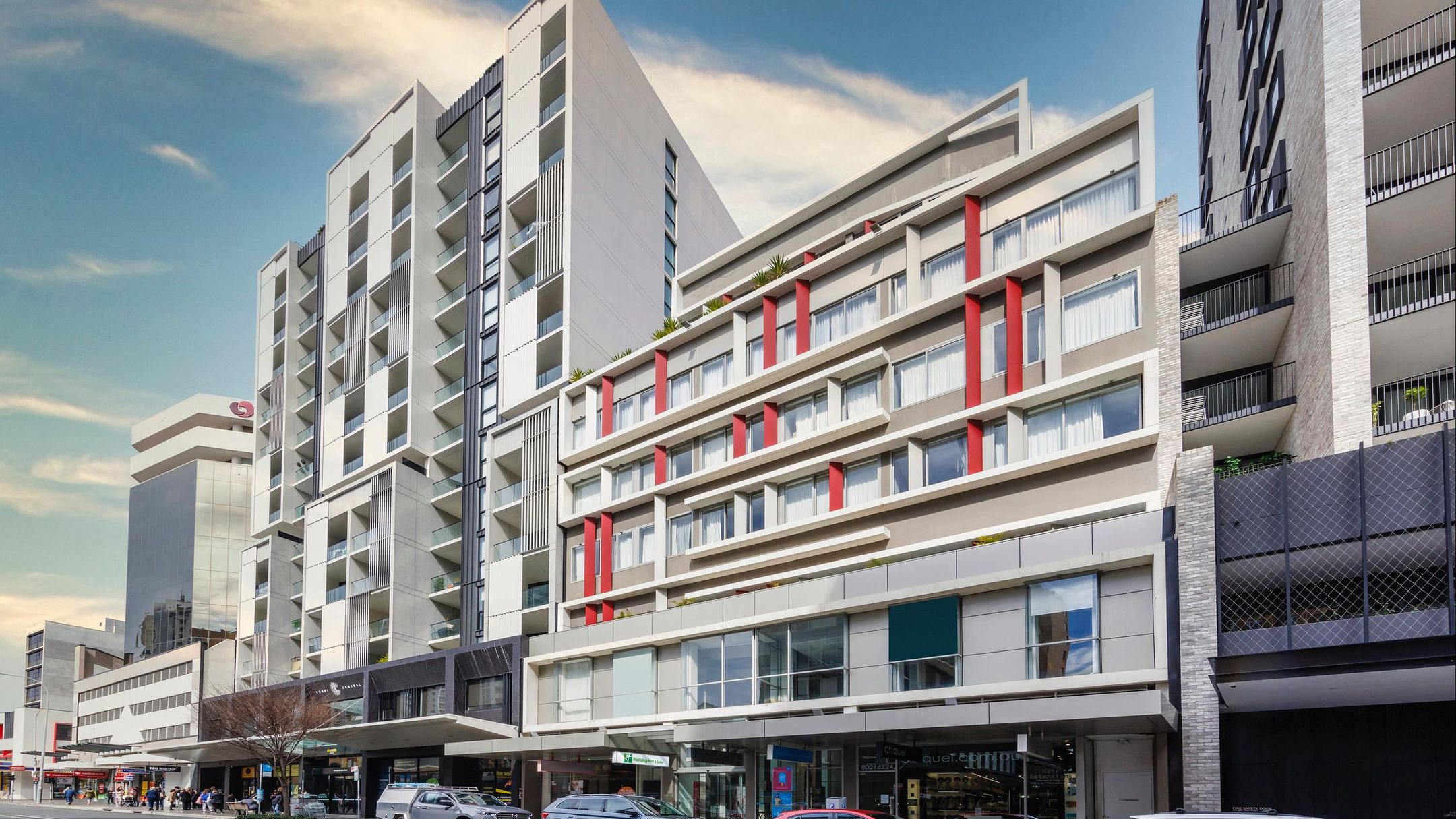 Holiday Inn & Suites Sydney Bondi Junction By IHG $121. Sydney Hotel ...