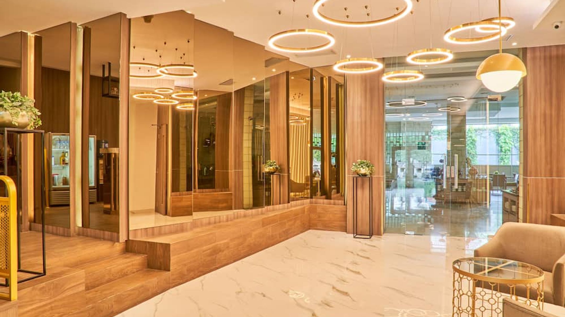 Hotel Alia Boutique Pasar Baru $24. Jakarta Hotel Deals & Reviews - KAYAK