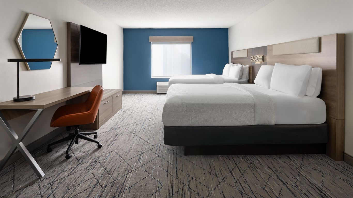 Holiday Inn Express & Suites Meriden $122. Meriden Hotel Deals ...