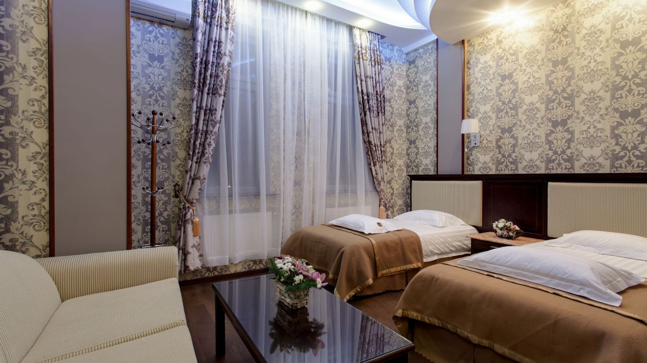 Happy Inn Hotel . Saint Petersburg Hotel Deals & Reviews - KAYAK